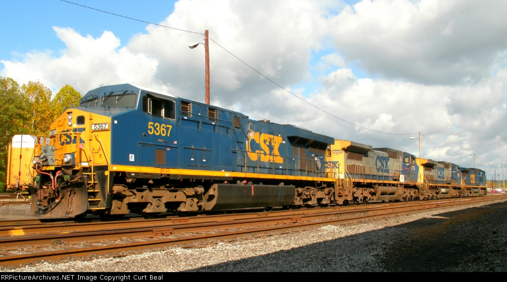 CSX 5367, 7774, 9050, and 7781